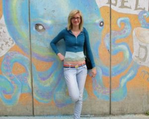 Kellie Adams – Idol Features